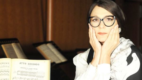 Una ministagione di prosa e musica per riaprire il Teatro Mancinelli ...