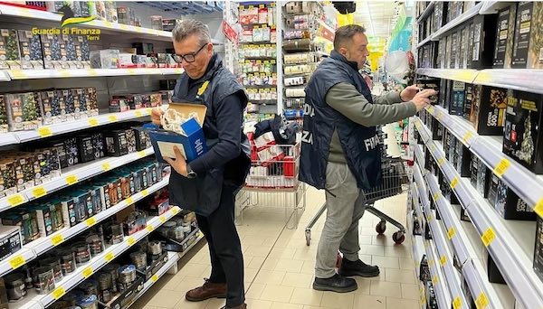 La Guardia Di Finanza Sequestra Oltre 4 000 Prodotti Non Sicuri